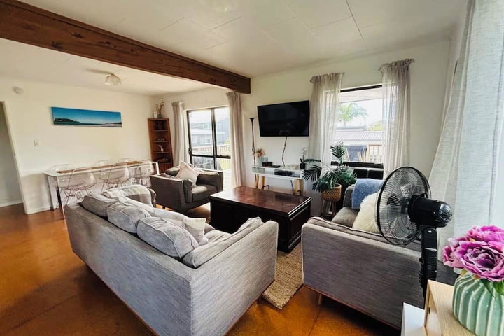 Family Surf And Golf Getaway - Whangamatā