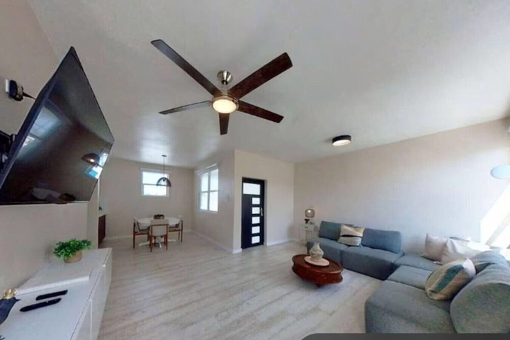 3 Bedroom/2 Bathroom 1 Block From The Beach - San Juan