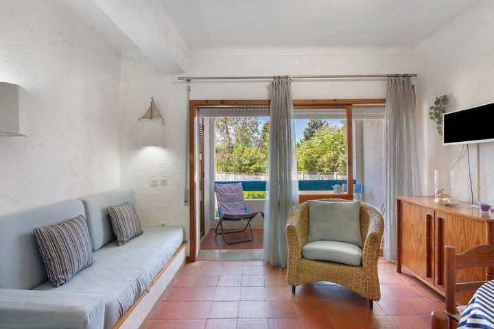 Apartment 'Santiagos House' With Shared Garden, Balcony And Wi-fi - Albufeira