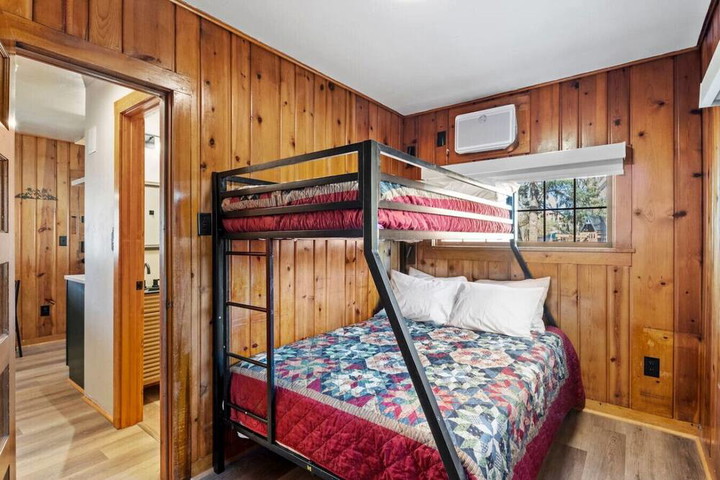 Timber Lodge Cabin #14 - Colorado Springs, CO