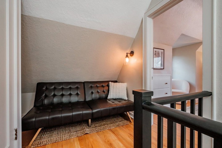 Beautifully Restored Home By Osu - Corvallis, OR