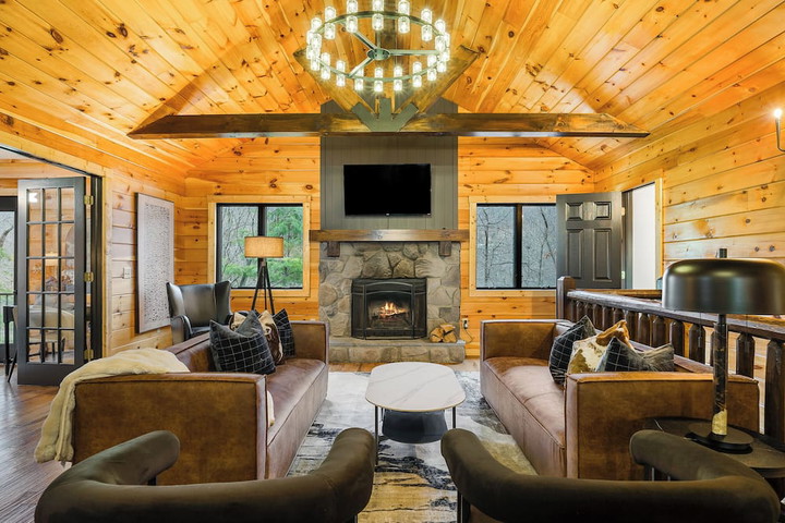6br Luxe Log Retreat | Hot Tub, Forest-backed, Resort Access - Shenandoah, VA