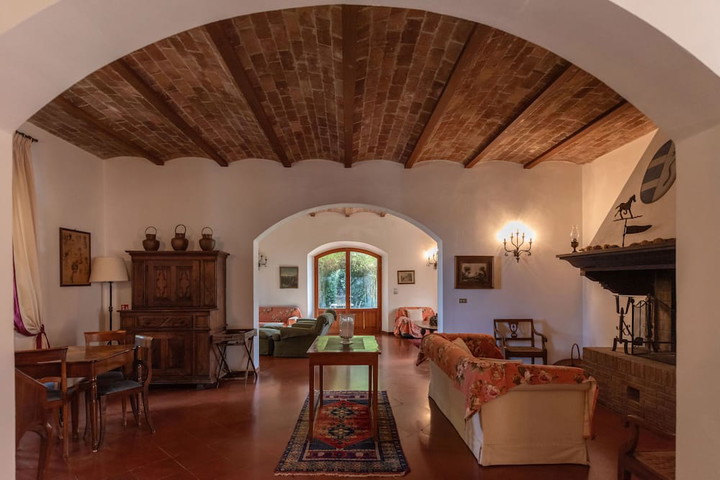 Villa Larniano, Panoramic With Private Pool And Vineyard - 시에나