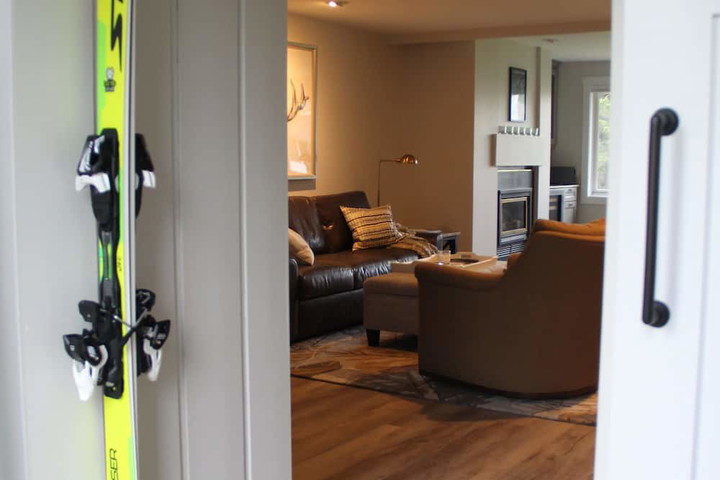 Stylish 2 Bdrm/2 Bath: Named "The Best Small Condo In Stowe" - Stowe, VT