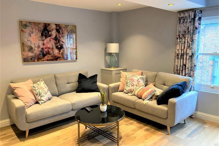 Escape 2 Unwind, Minster Retreat - Sleeps 5 - York