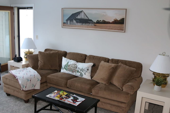 Perfect Okemo Ski Location! Winterplace 3 Bedroom Condo- Short Walk To Slopes! - Vermont