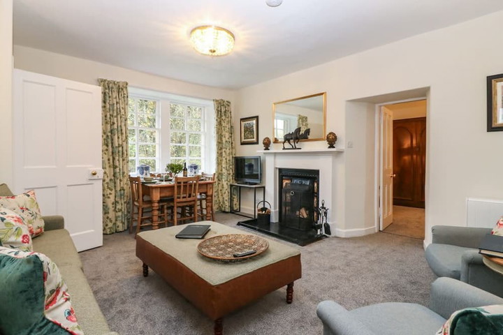 Middle Cottage, Cupar, Fife - Cupar