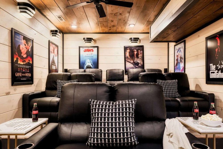 Smoky Mountain Resort | Indoor Pool, Theater, Arcade, Hot Tub | 6br Sleeps 22 | Near Dollywood - Douglas Lake, TN