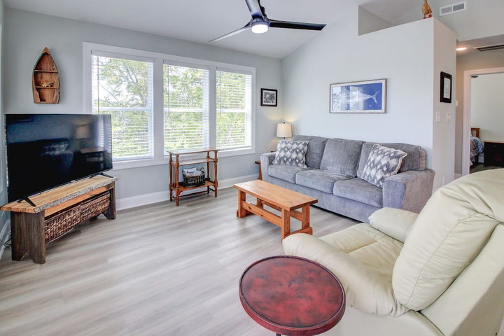 New With Water Views, Pet Friendly, 5 Minutes From Historic Beaufort Waterfront. - Beaufort