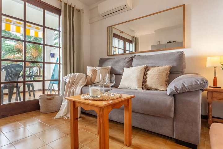 Apartamento Gisela Con Terraza Y Vista Al Jardín - La Escala
