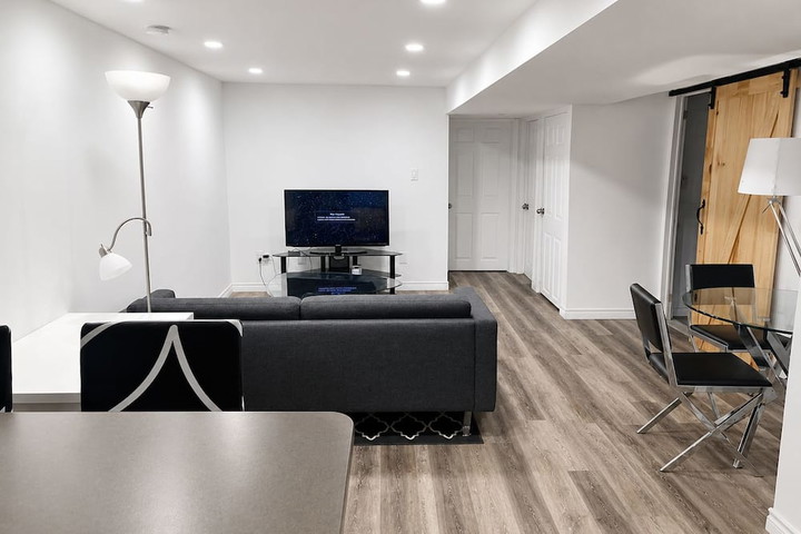 Cozy 2br Getaway Near Niagara Falls & Wineries - Niagara-on-the-Lake