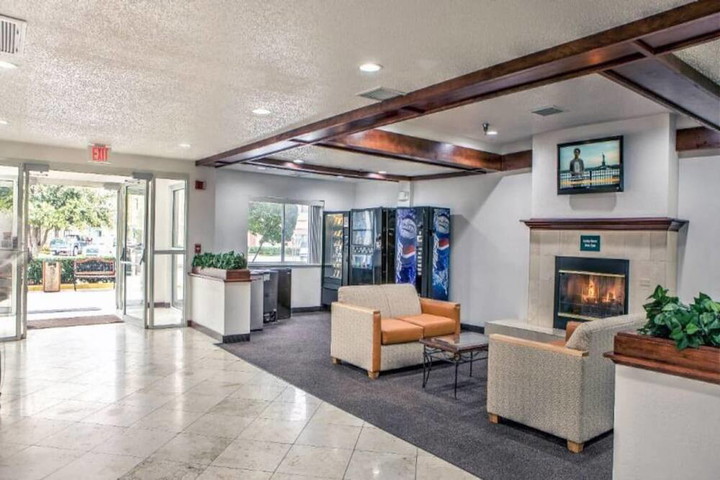 2 Queen Beds|suite,nsmk, Sofa-bed - Carrollton, TX
