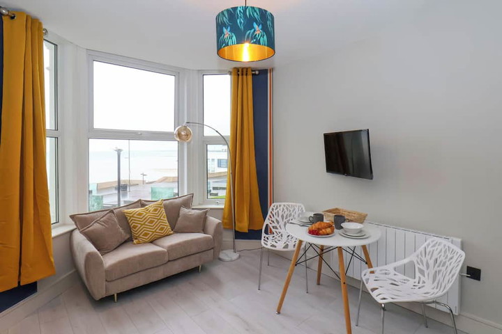 Apt 6 @ Hunter's Quay, Pet Friendly In Bridlington - Flamborough