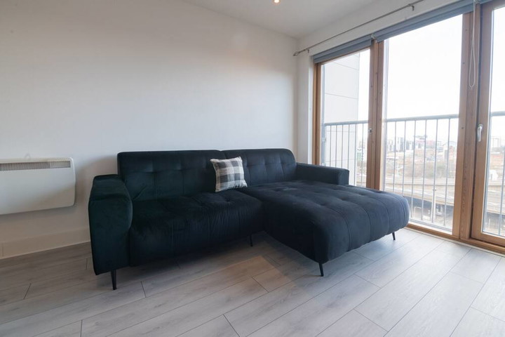 Spacious 2br Flat On Argyle St | Caledonia Stay - 
