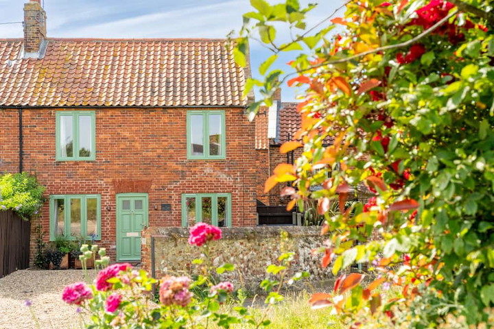 27 Sea Lane, Old Hunstanton, Norfolk - Hunstanton