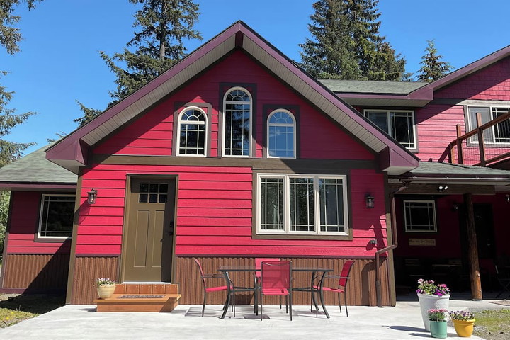 Resurrection Peaks Lodge Open May Of 2025! Perfect For Large Groups. - Alaska