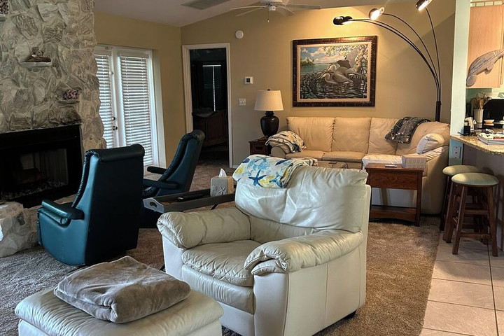 Manatee Manor 3/2 House On Lake Sebring! - Sebring, FL