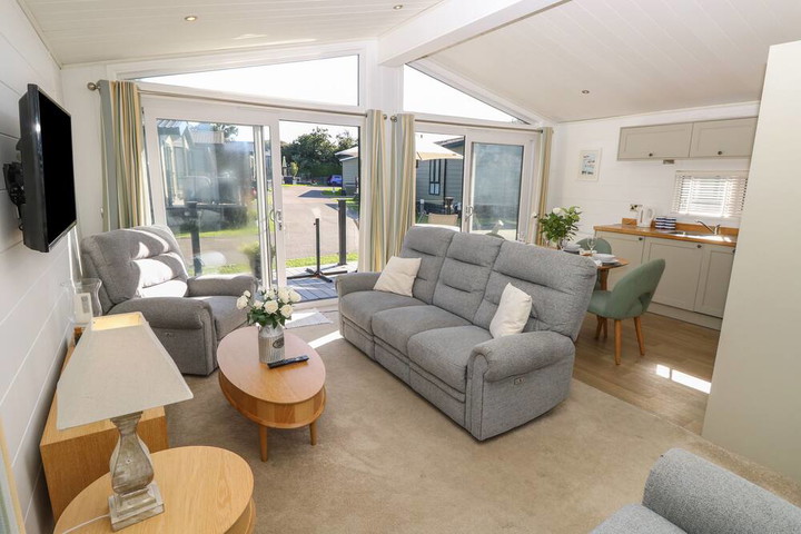 Seahorse Lodge, Family Friendly, With Pool In Downton, Hampshire - Brockenhurst