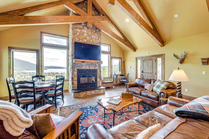 Stunning Unobstructed Lake & Mountain Views, Hot Tub, In-town, 1 Mile To Rmnp - Grand Lake, CO