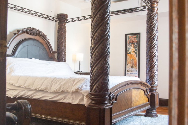 Luxury Apartment W/ King Bed On Market Street In The Heart Of Historic Frederick - Frederick, MD