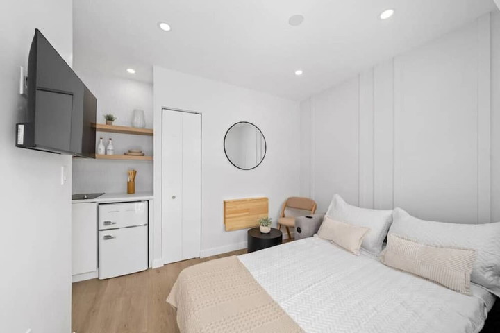 Modern Suite-sofa Bed-near Beach - Suite 6 - Lake Worth, FL