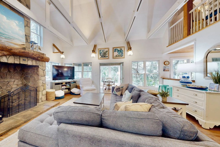2 Private Wings, Great Outdoor Spaces, Secluded Maritime Forest, Dogs Ok, Bhi Club + Golf - Bald Head Island, NC