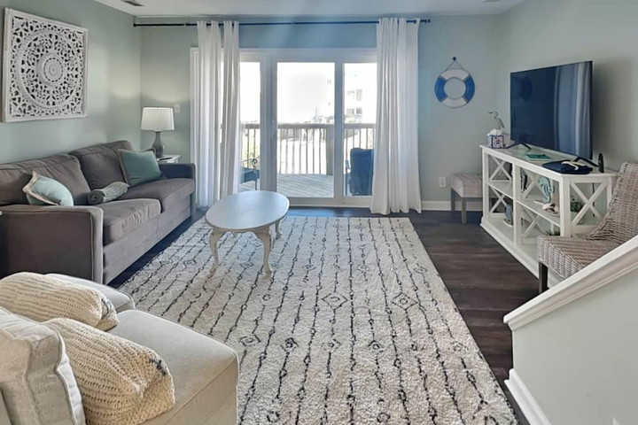 Dove's Landing | Serene Coastal Retreat + Access To Pool & More! - Hampstead, NC
