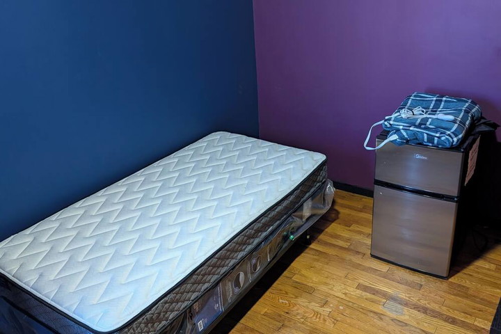 Room 4 Rent Fully Furnished - New York