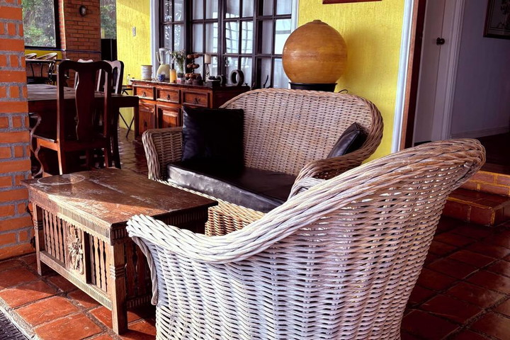 Lakefront Getaway, Taal Volcano Views. Perfect For Relaxation & Adventure! - Talisay