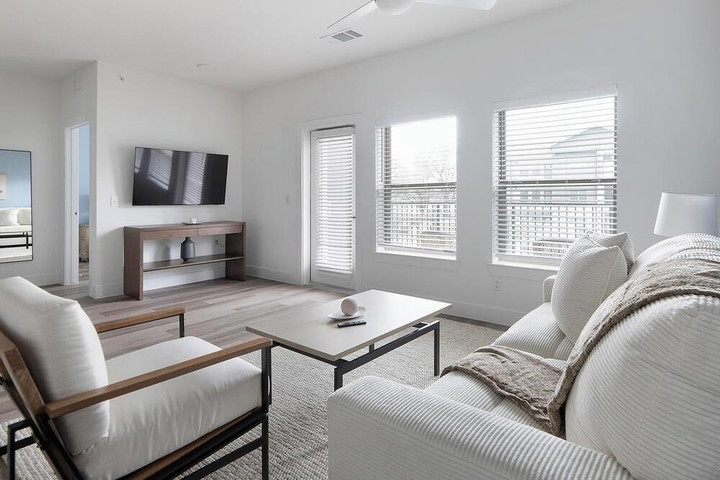 Landing | Incredible 2bd, Pool, Gym - Leander, TX