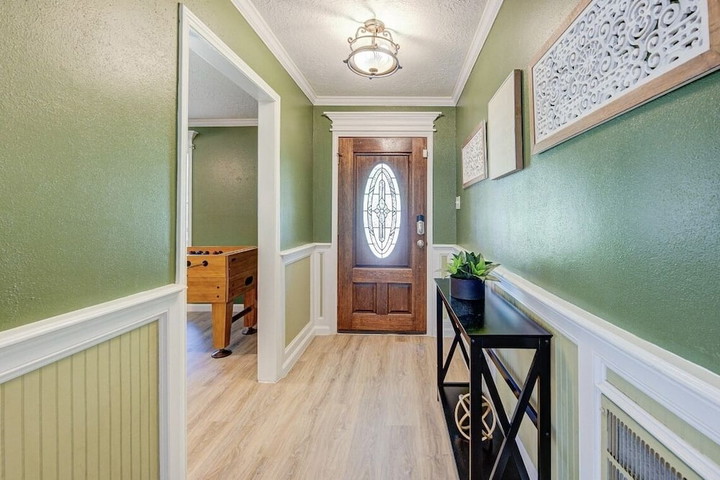 Spacious 4br For Groups - 3 Min To Woodlands Mall, Concerts & More! - The Woodlands, TX