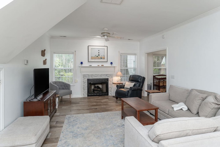 The Mariners House- Fully Renovated Kitchen! - Port Royal, SC