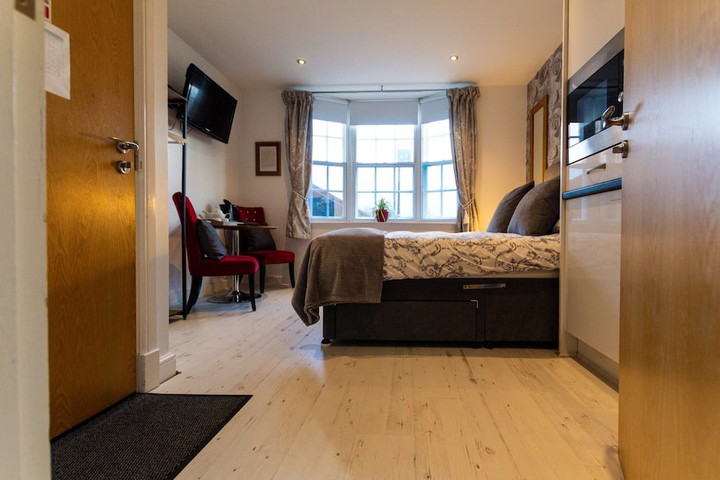 2 Domus House Studio - A Studio That Sleeps 2 Guests In 1 Bedroom - Chester