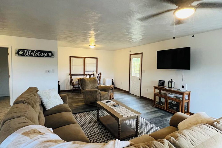 Das Berg Haus The Mountain House W/ Game Room! - Altoona