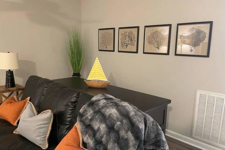 Dream Haven - 2br/2ba - Free Parking On Premises. - Suffolk, VA