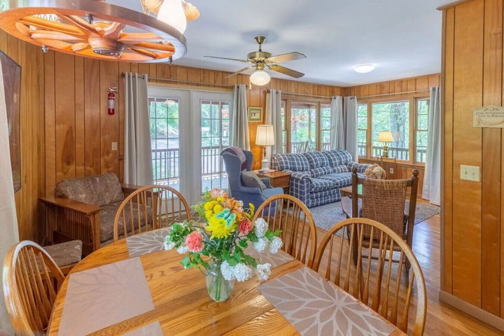 Awesome View, Fire Ring, Sunsets, Private, Peaceful, Birds Galore. Dog Friendly, Super Clean, Between Noc And Bryson, Safe, Biker Friendly - Bryson City, NC