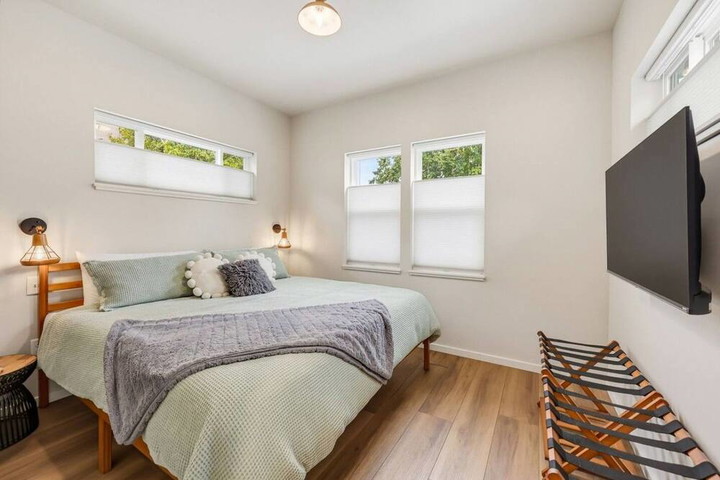 Ashland Cottage | Walk To Downtown & Coffee - Ashland, OR