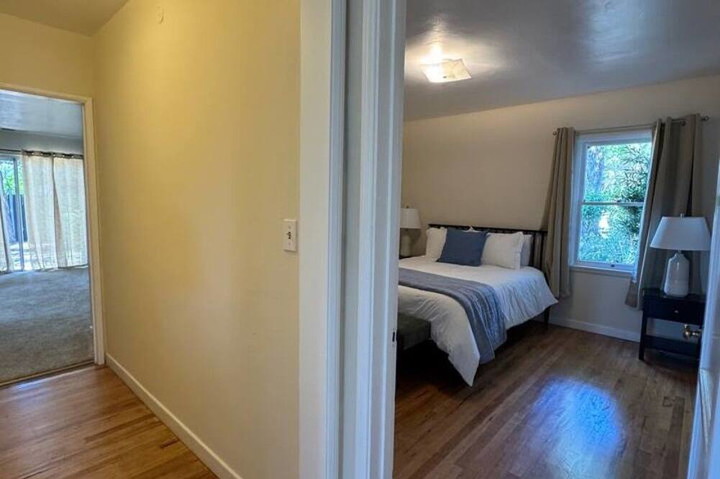 Peaceful 3br Lavender Farmhouse Retreat - Santa Ynez, CA