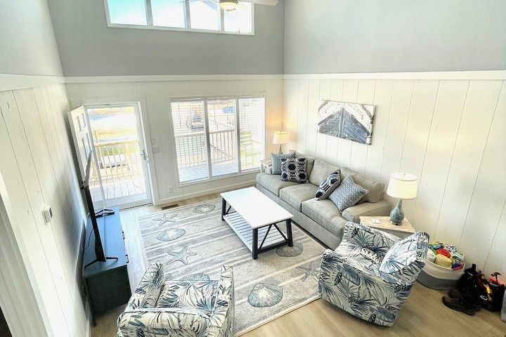 Cozy 5br-2.5ba Cottage On Canal, Private Heated Pool, Private Boat Dock - Sunset Beach, NC