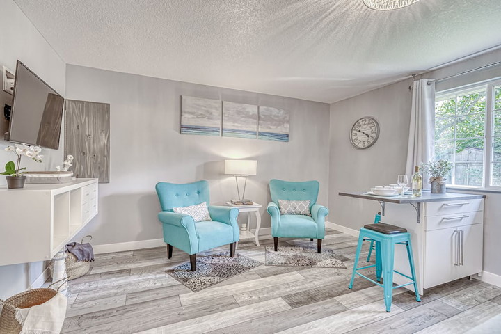 Lighthouse Inn & Suites Extended Stay Boutique Hotel I-69 Exit 334 - Indiana