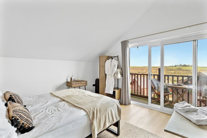 The Palm Tree Lodge | Spacious Contemporary 2 Bed - Padstow