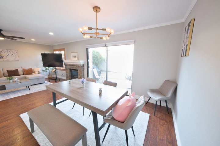 Upgraded 2br Newark Home W/ Ac | Near Tesla - Union City, NJ