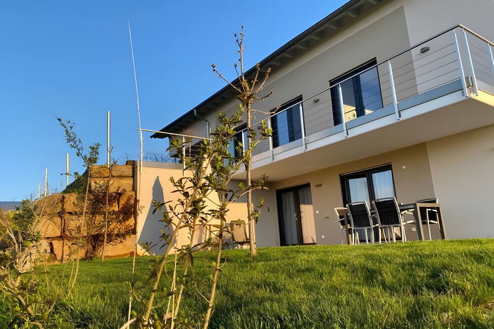 Ferienwohnung 'Nr 1' Mit Bergblick, Gemeinschaftsterrasse Und Wi-fi - Brackenheim