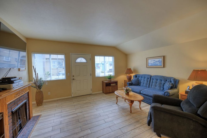 317ce: Cozy 1 Bdrm Cottage. â Minutes From The Beach, Restaurants And Shops! - 3 - Santa Catalina Island, CA