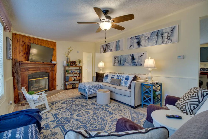 Norfork Lake-view Retreat W/ Covered Boat Parking - Mountain Home, AR