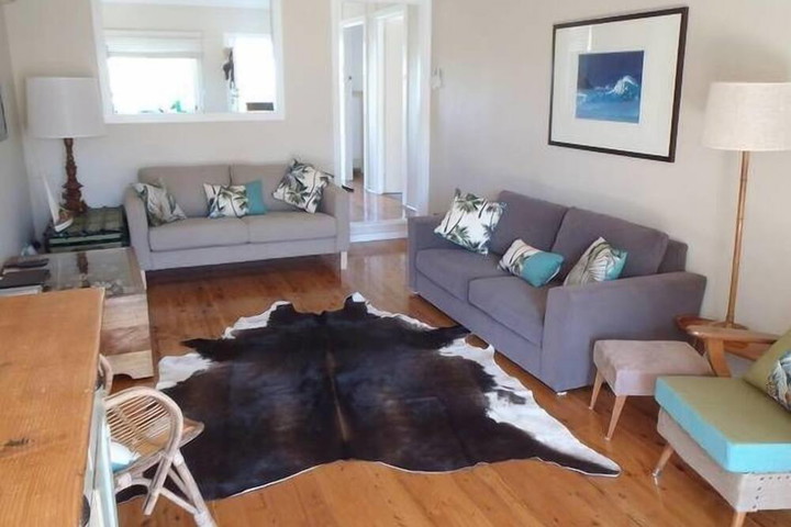 Cubbyhouse - Lake/beach/park Opposite, Pet Friendly. Sleeps 7- 3 Bdrm, 2 Bathrm - Jervis Bay