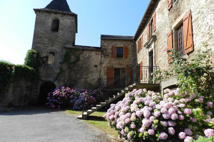 Authentique Grange, 100 Ans. 2 Piscines. 1 Extreieur, 1 Interieur, Chauffee - Puy-de-Dôme