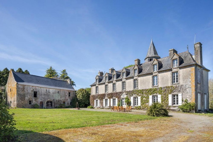 Chateau De Lothea - Cinco Habitaciones , Capacidad 10 - Finisterre