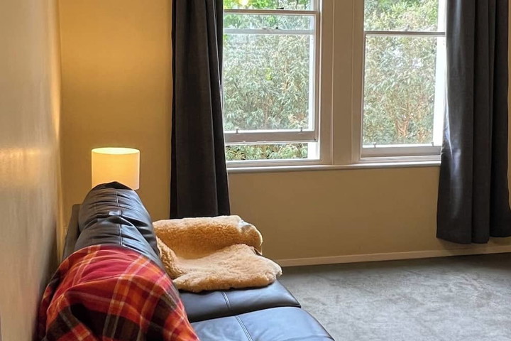 Quiet Self Contained Apartment, Walking Distance To City - Dunedin