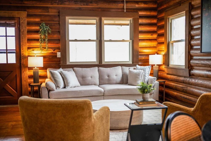 James River Cabin, Riverfront With Hot Tub And Views! - 